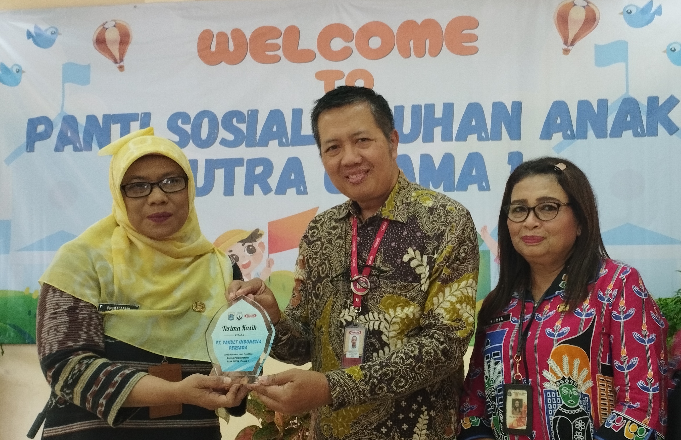 Mendorong Minat Baca, Yakult Indonesia Merenovasi Perpustakaan PSAA ...